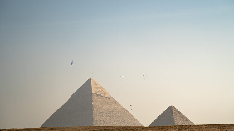 Paragliding Egypt – Pyramids of Giza | Book Online